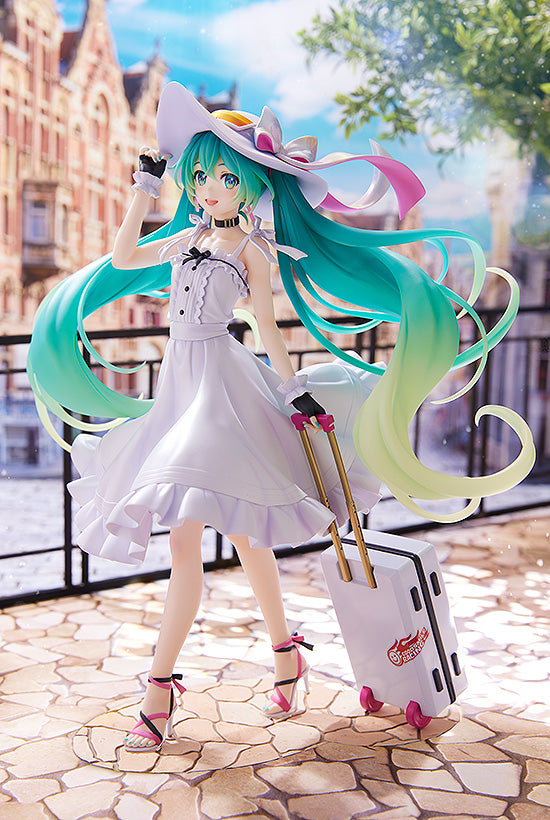 Max Factory Racing Miku 2021: Private Ver. 1/7 Scale Figure | Hatsune ...